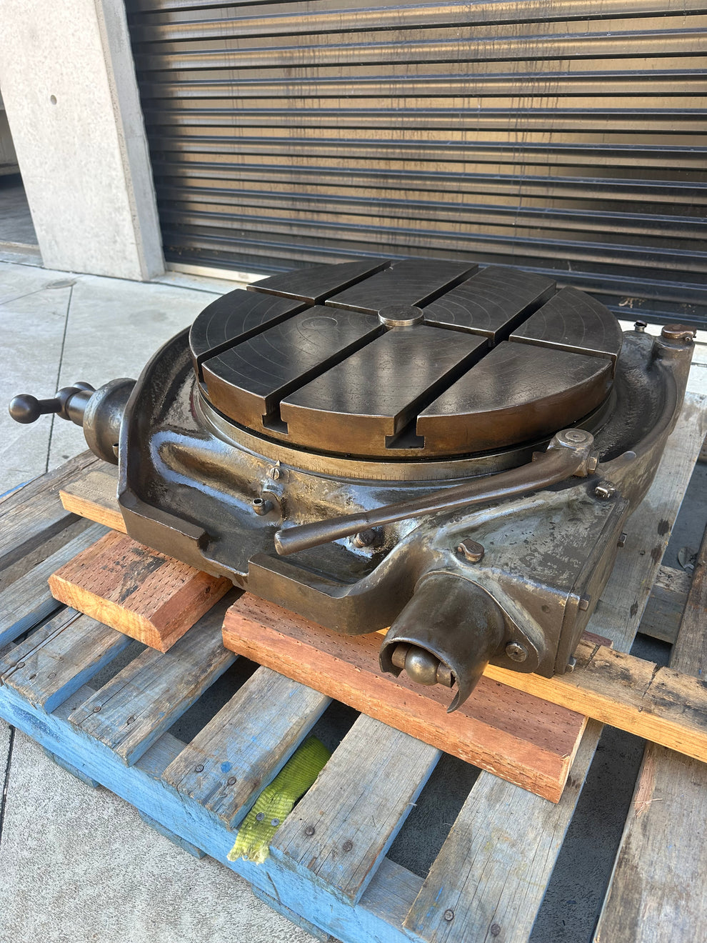 Used 610mm Manual Rotary Table – Butcher Machines