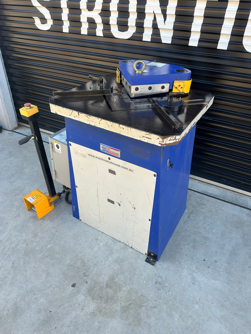 Used HAFCO HN-220 Hydraulic Corner Notcher – Butcher Machines